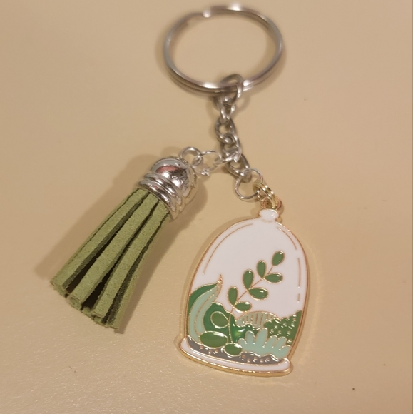 Hand Crafted | Jewelry | Nwt Plant Charm Keychain | Poshmark